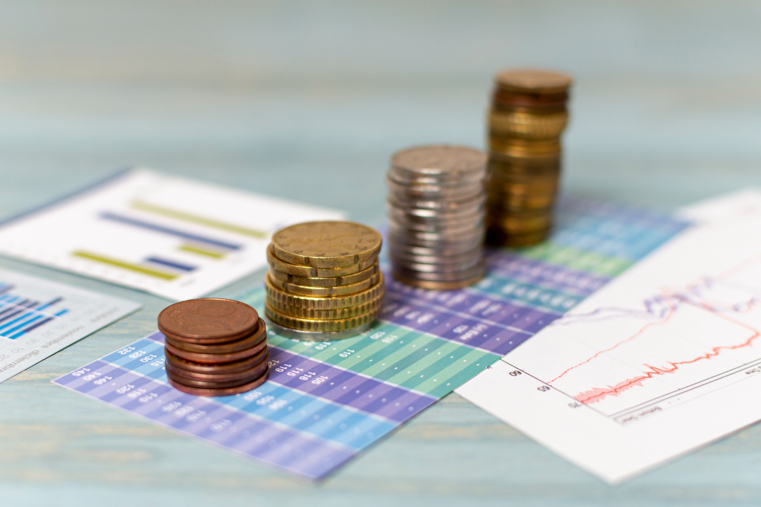 Produk Derivatif: Jenis, Manfaaat, Risiko, dan Manfaatnya